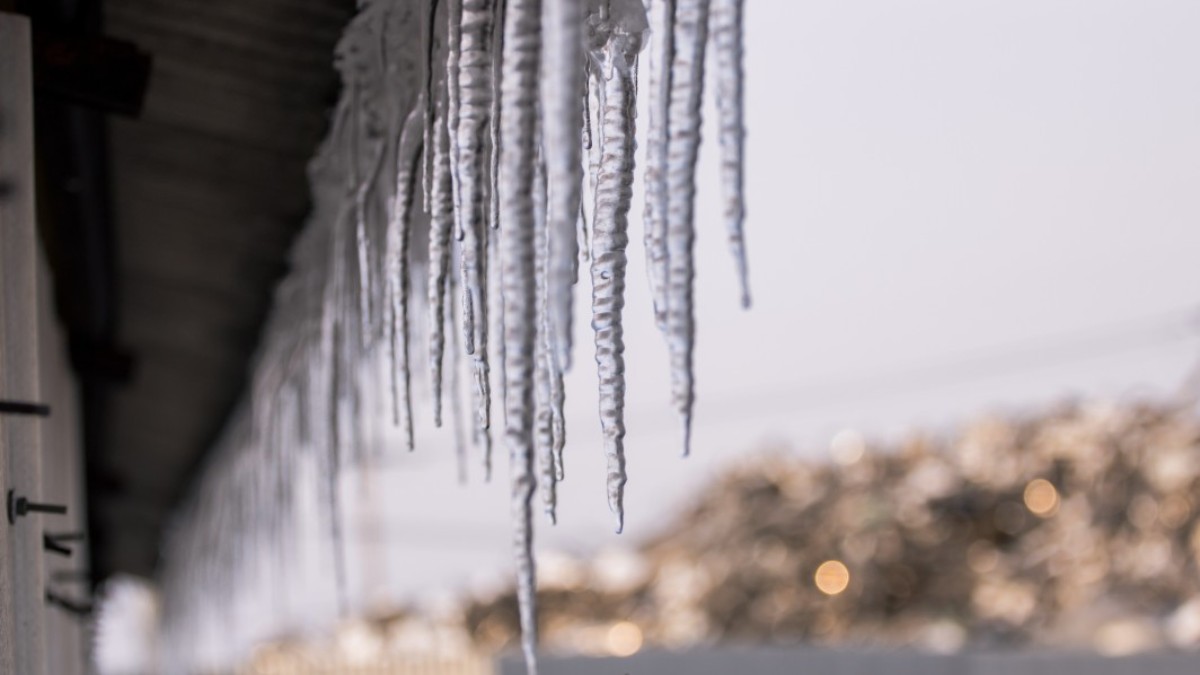 Assessing Water Damage From Melting Snow And Ice | Crestview Public ...